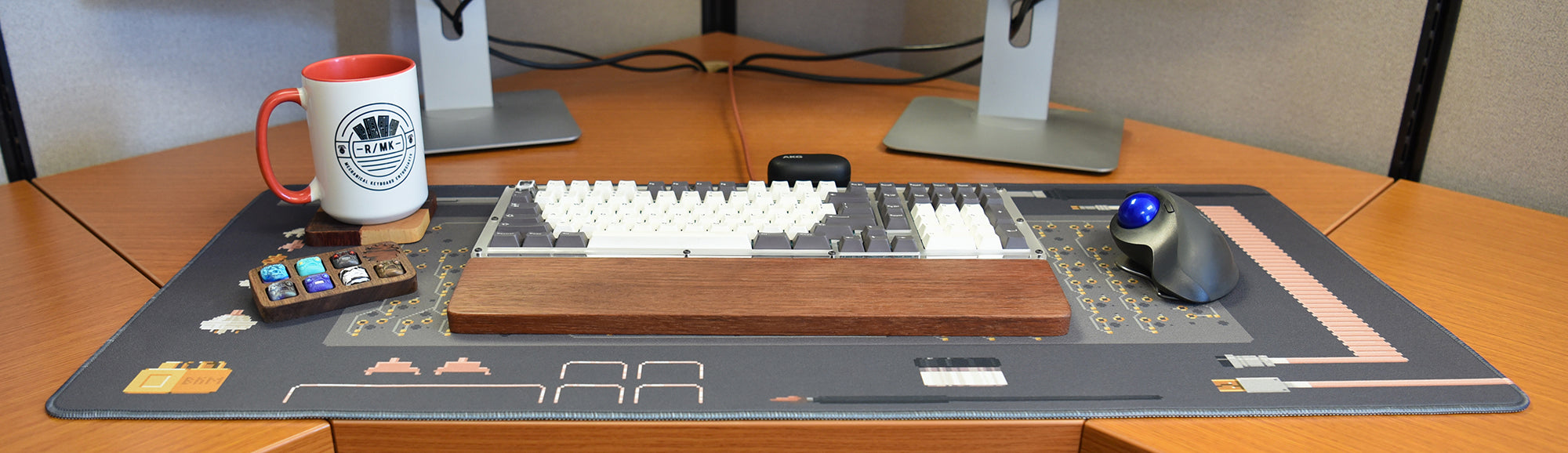 32-Bit Deskmat [Extras] – Basekeys